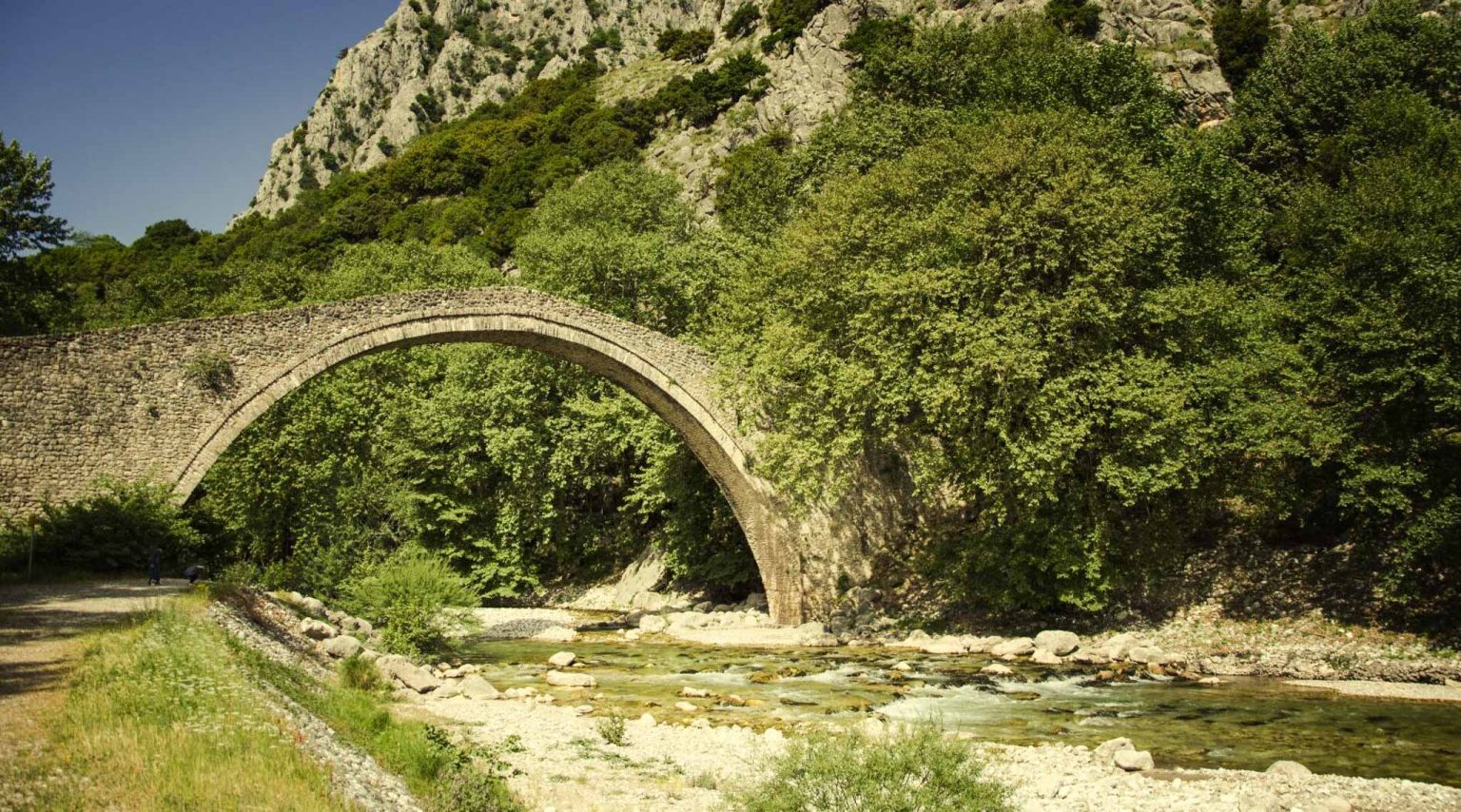 Ελάτη – Περτούλι: 4 εκδρομές γύρω από τα ωραία χωριά της Θεσσαλίας ...
