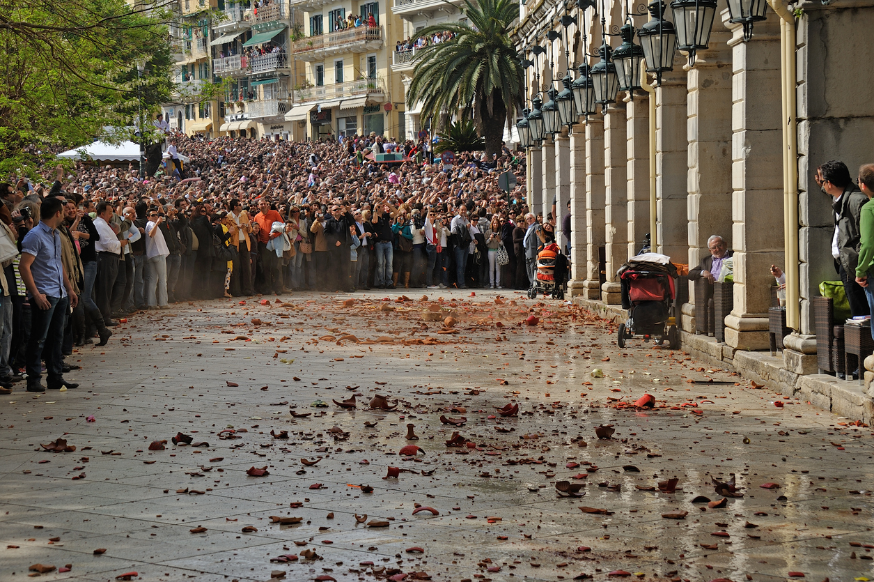 Τα 5 πιο όμορφα πασχαλινά έθιμα στην Ελλάδα